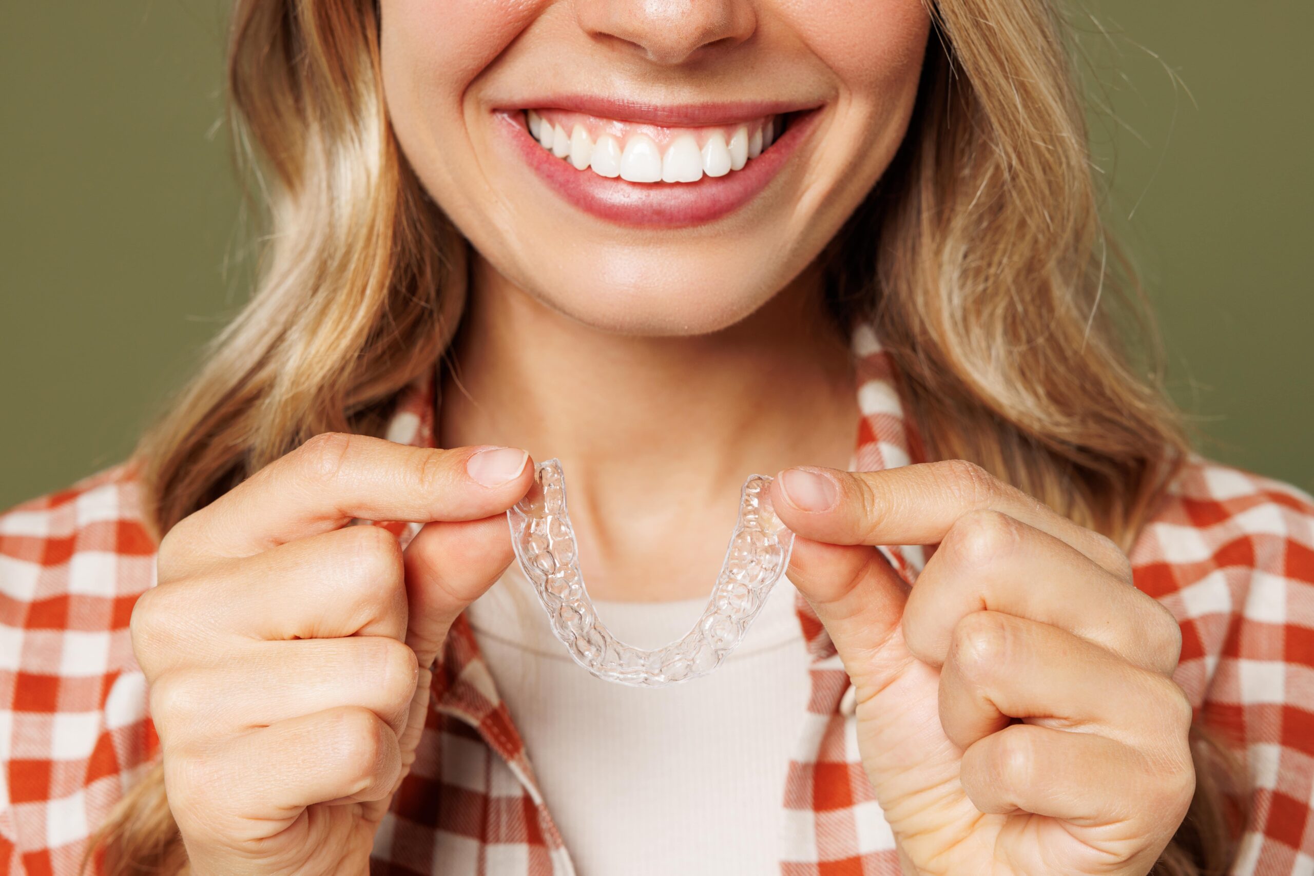 Retainers vs. Aligners: Understanding Your Post-Treatment Options ...